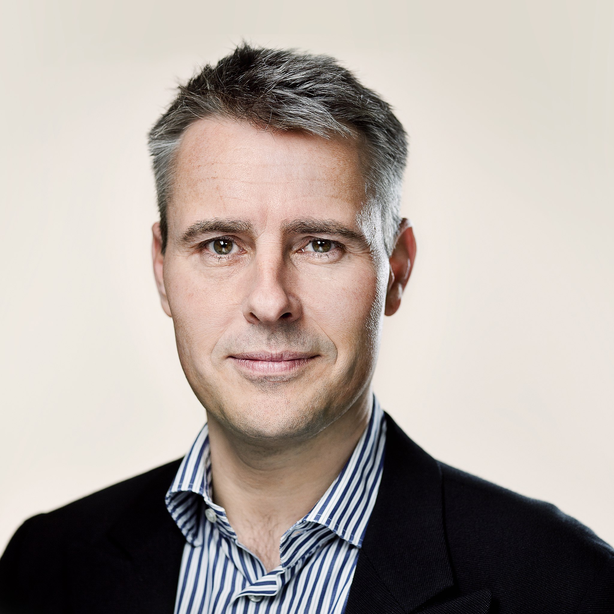 Ny afsløring efter Henrik Sass Larsen-skandale: Nu er navnet offentliggjort - Dagens