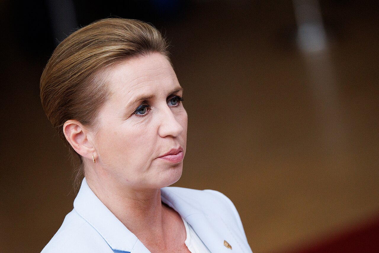 Mette Frederiksen gav løfte til enkemand: Nu kommer hun med ny udmelding - Dagens