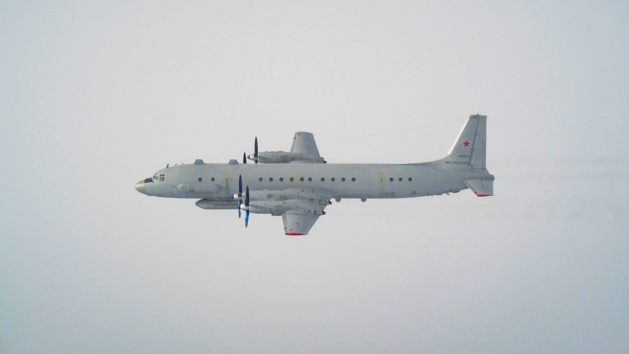 Swedish Pilots Launch First NATO Intercept as Russian Aircraft Nears Border