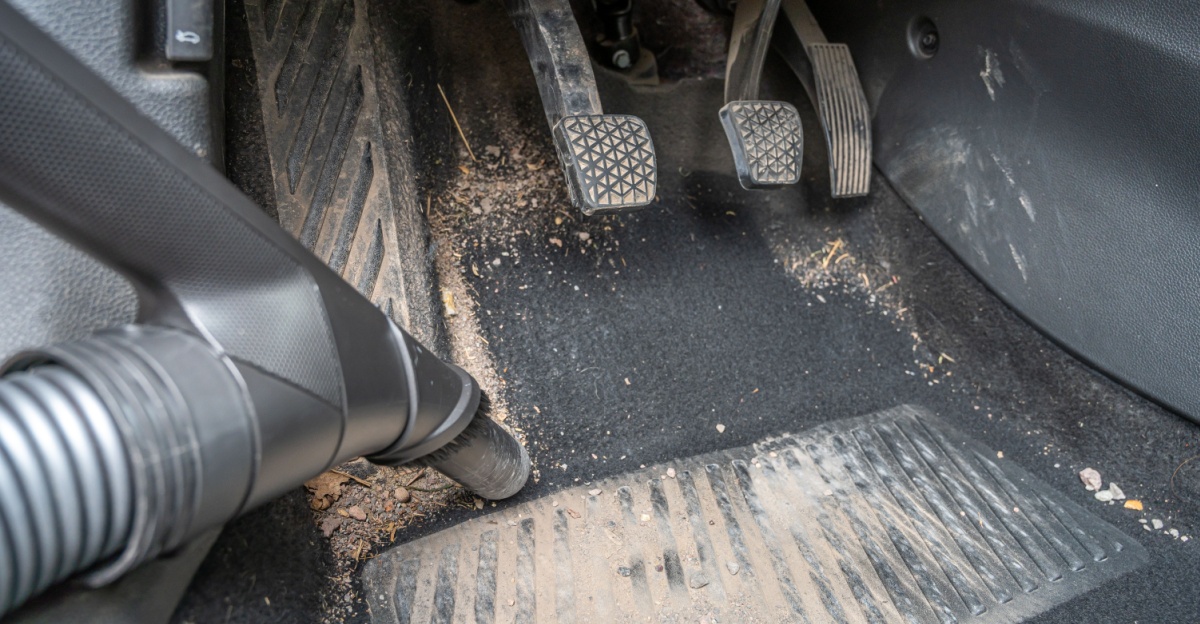 Bist du schlecht darin, dein Auto in Schuss zu halten? So reinigst du ...