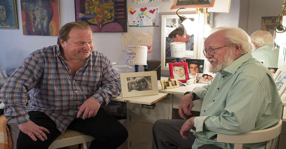 ”Det här livet är allt vi har” – Claes Malmberg om att leva med cancer