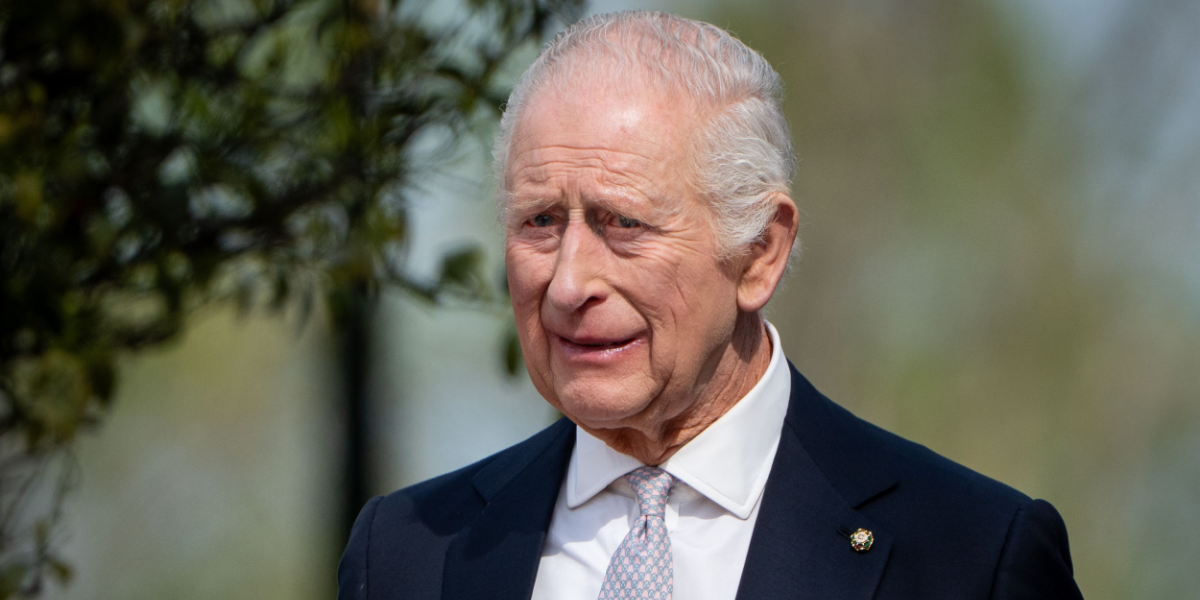 Kong Charles i tårer: Har fått brev fra prins Harry - Dagens.no