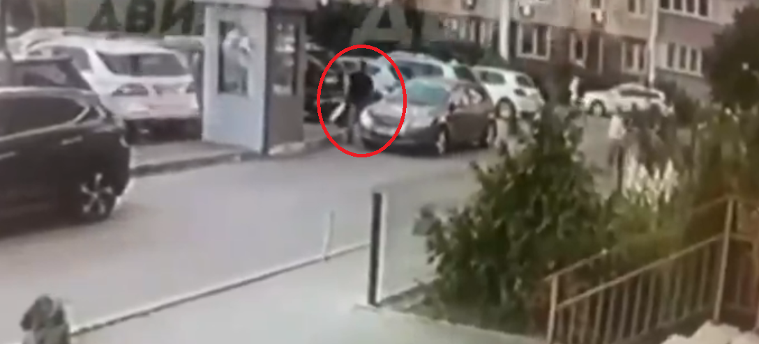VIDEO: Ukrainian Secret Service Colonel Assassinated in Broad Daylight