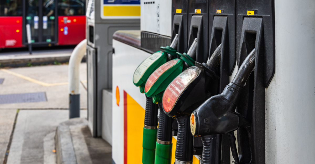 Vildt tilbud på benzin og diesel: Fyld tanken til under 10 kroner pr ...