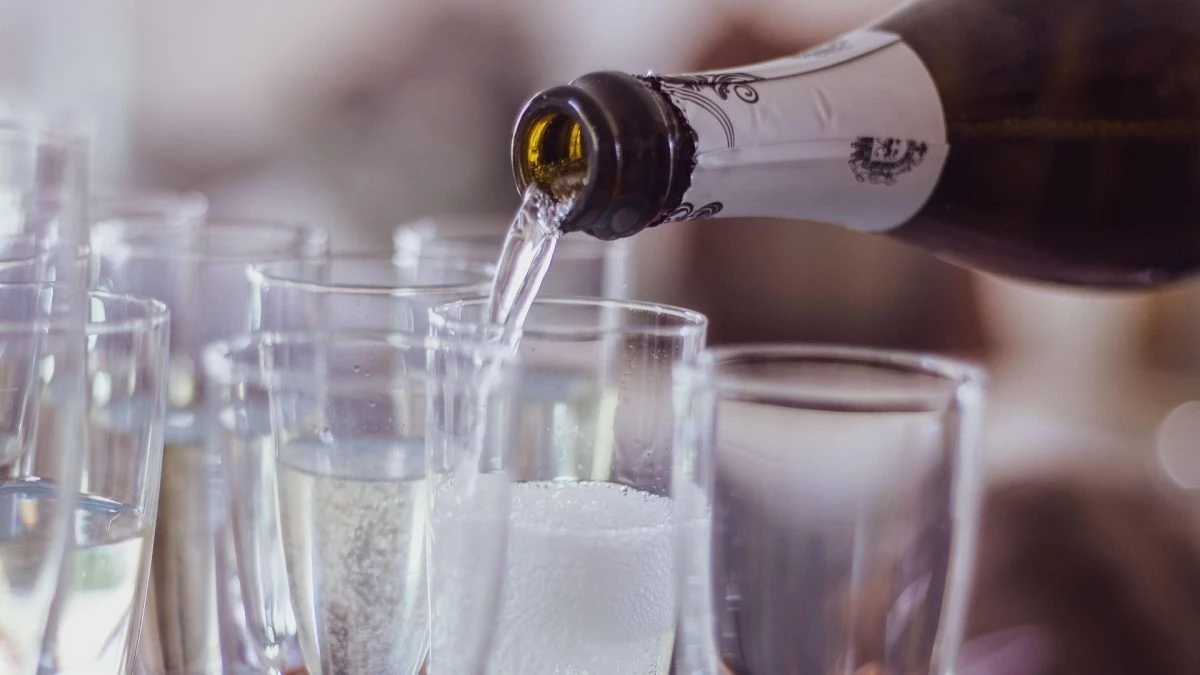 Costco Recalls Prosecco Over Bottle Explosion Risk | Dagens.com